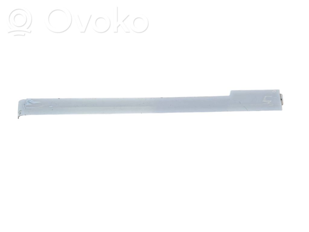 A4476900370 Mercedes-Benz Vito Viano W447 Sliding door rail trim, €50. ...