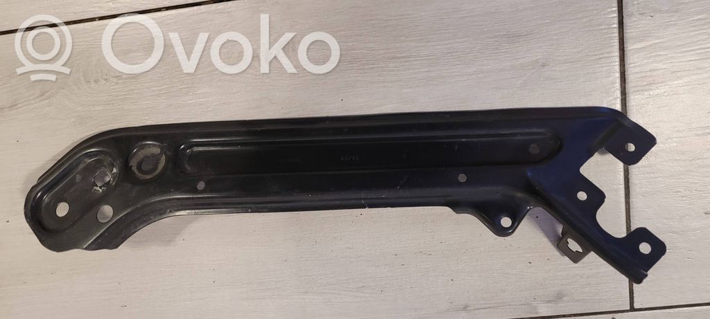5E3805929B Skoda Octavia Mk4 Radiator support slam panel bracket, €32. ...