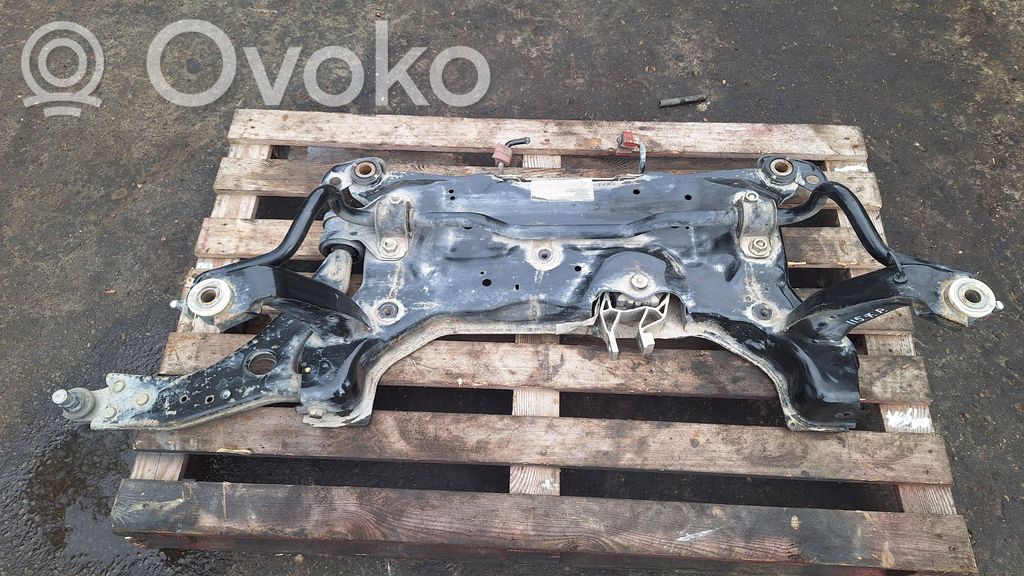 Volvo V40 Front subframe, €60.00 | RRR