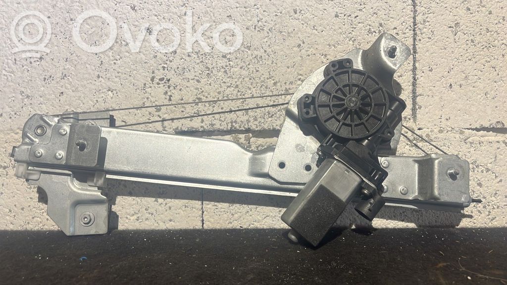 Dacia Duster Rear door window regulator with motor, €50.00 | RRR