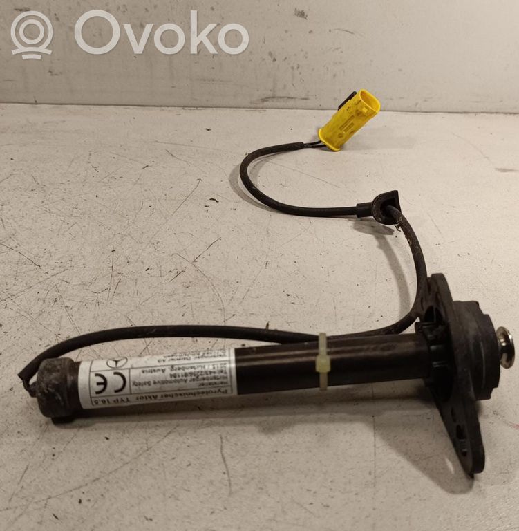 A2059060002 Mercedes-Benz C W205 Actionneur piéton de capot, 30,00 ...