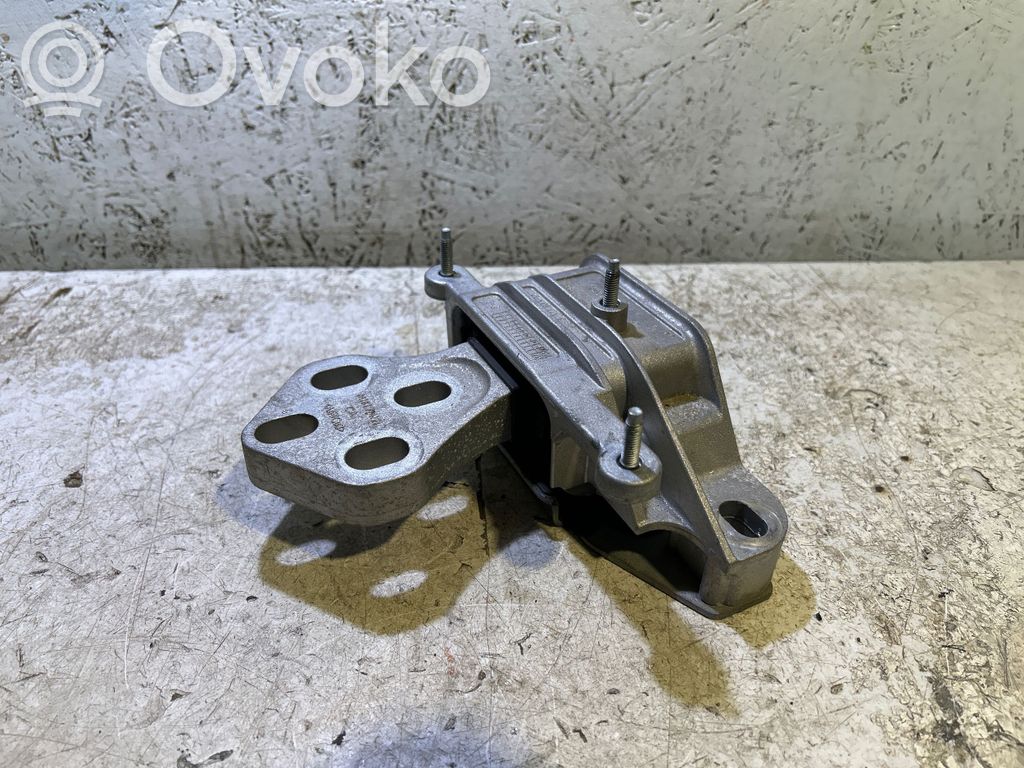 M1B17M121CA Ford Puma Engine mount bracket, €40.00 | RRR