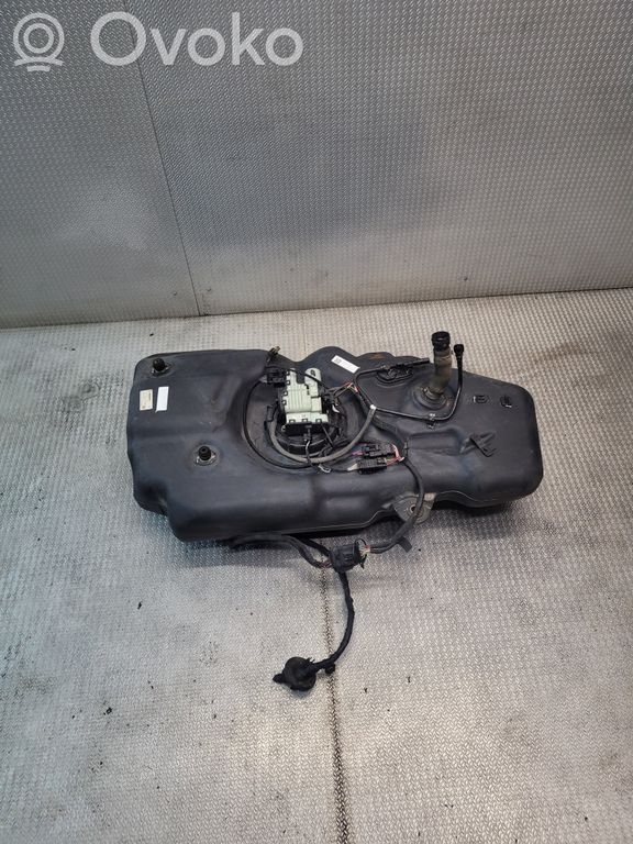 a7a7a0b59267408f22942393eba9f0cf-mercedes-benz-ml-w166-adblue-skyscio ...