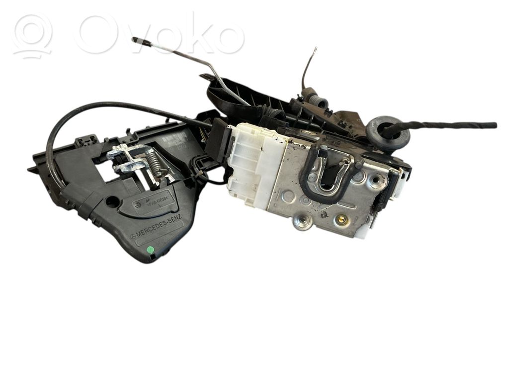 1697302135 Mercedes-Benz ML W164 Rear door lock, €66.50 | RRR