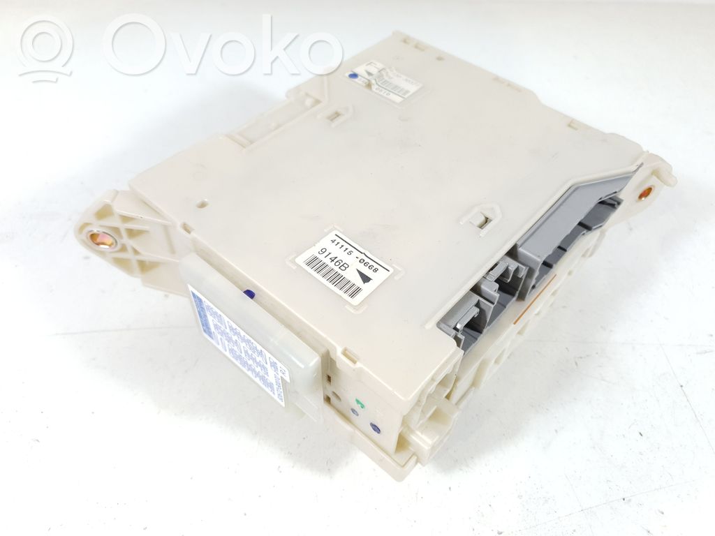 82730-30321 Lexus GS 300 350 430 450H Module de fusibles, 29,00 € | OVOKO