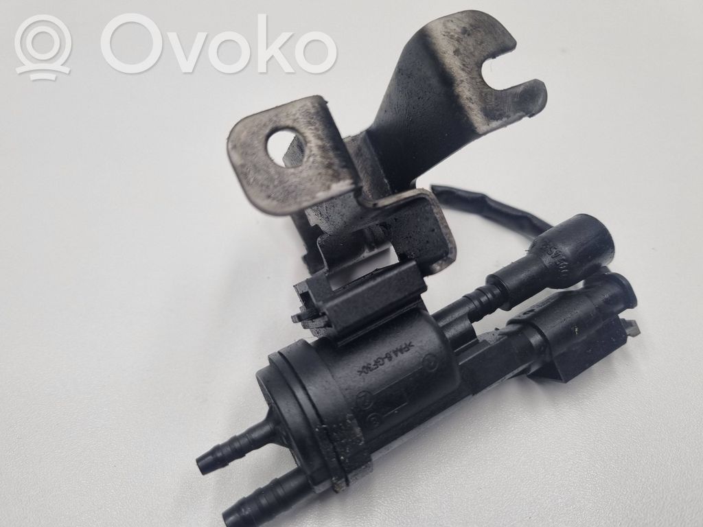 A0005003201 Mercedes-Benz Sprinter W907 W910 Turbo solenoid valve, €20. ...
