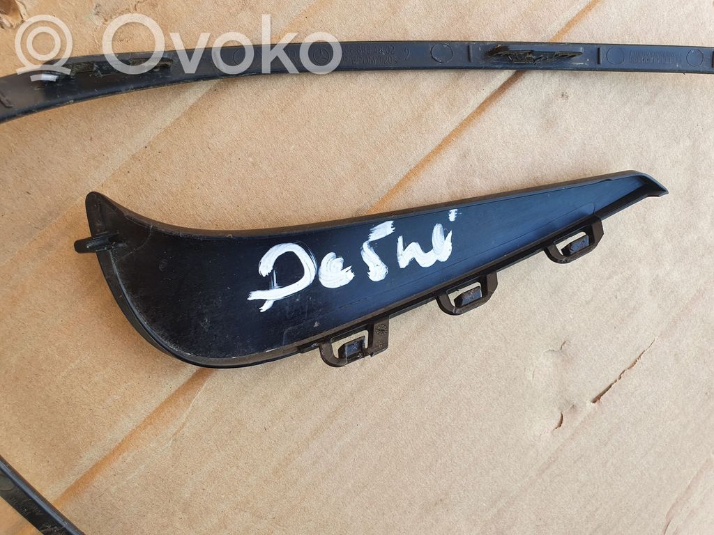 URB2773 Mercedes-Benz C W206 Grille inférieure de pare-chocs avant ...