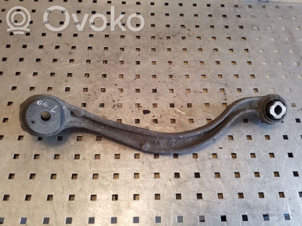 Peugeot 407 Triangle bras de suspension supérieur arrière, 10,00 € | OVOKO