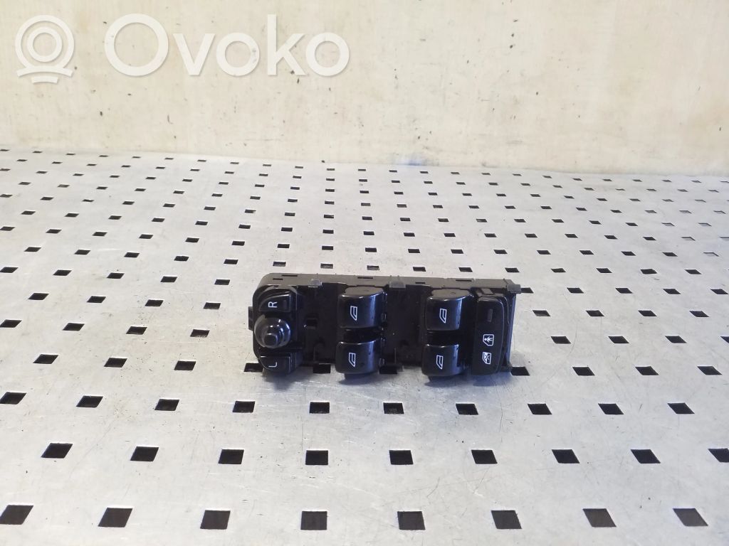 31433927 Volvo XC90 Electric window control switch, €30.00 | RRR
