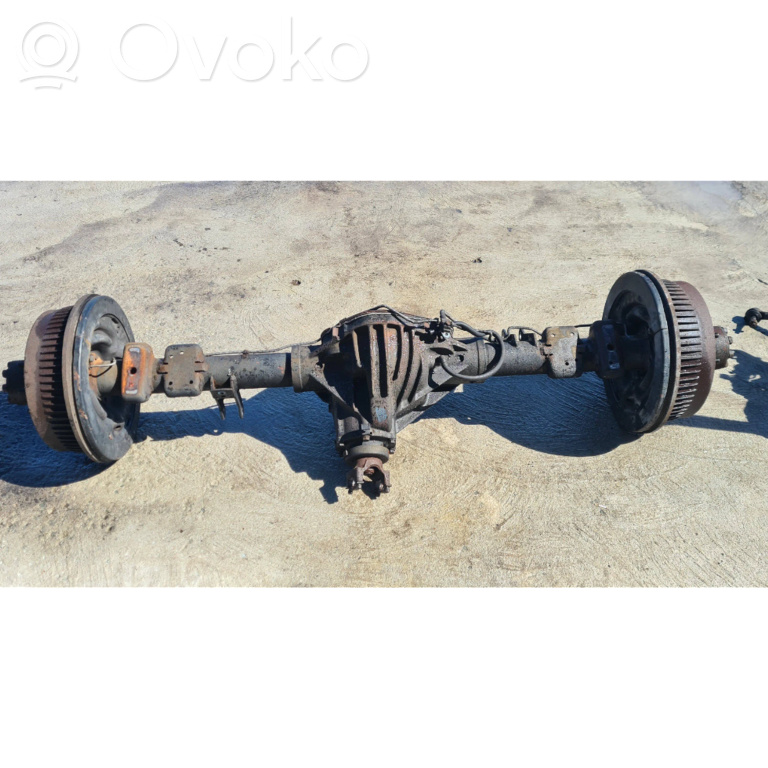 26011826 Chevrolet Suburban Rear axle beam with reductor, €1,499.00 | RRR