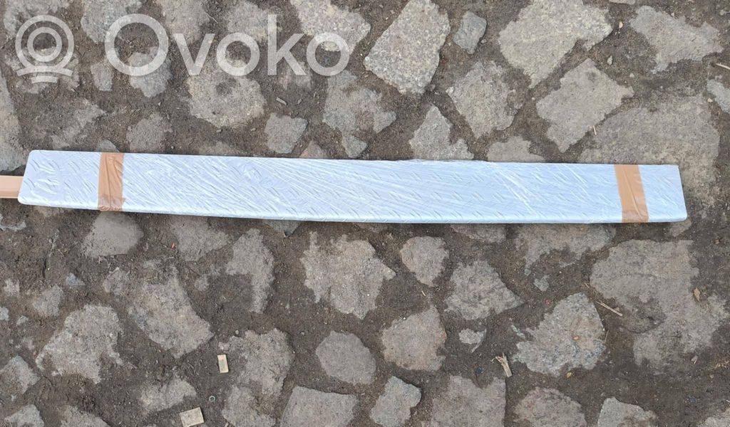 Renault Trafic III (X82) Rear bumper trim bar molding, €70.35 | RRR