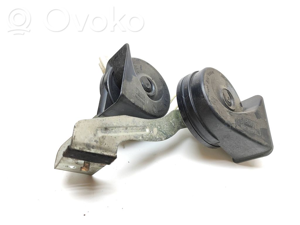 9815870780 Peugeot 3008 II Horn signal, €29.99 | RRR