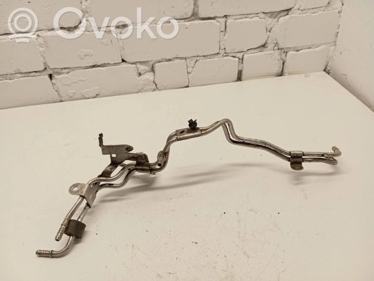 03L130308C Volkswagen Transporter - Caravelle T5 Tuyau d'alimentation ...