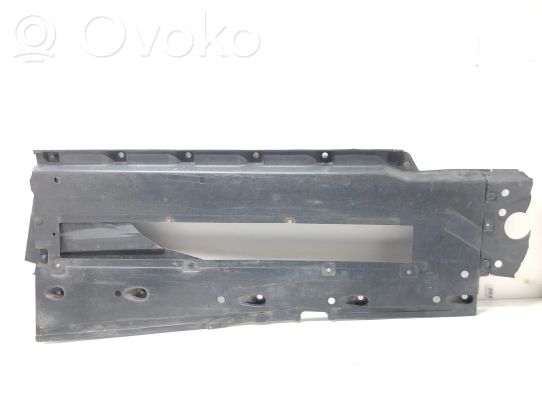 8H0825208 Audi A4 S4 B7 8E 8H Šoninė dugno apsauga, 19,99 € | RRR