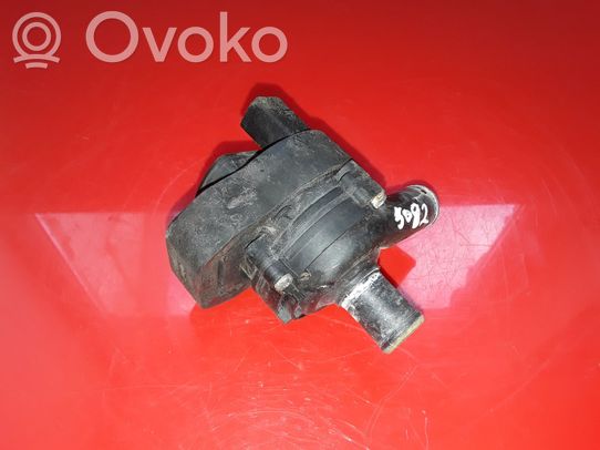 A2218350028 Mercedes-Benz Vito Viano W639 Pompe à eau de liquide de ...