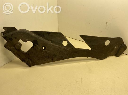 A2048261424 Mercedes-Benz C W204 Moulure sous phares, 10,00 € | OVOKO