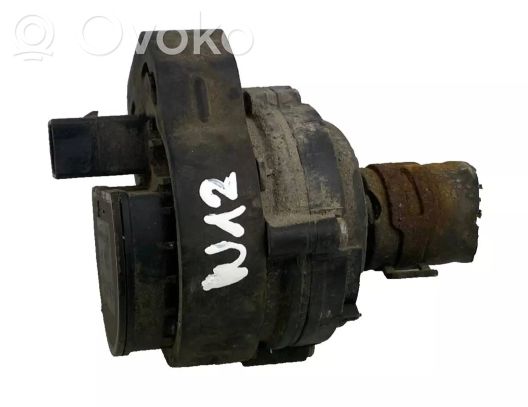 2118350028 Mercedes-Benz C W204 Pompe à eau de liquide de ...