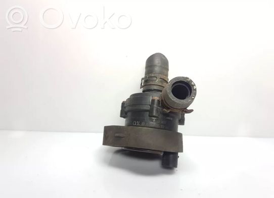 A2118350364 Mercedes-Benz GLC X253 C253 Pompe à eau de liquide de ...