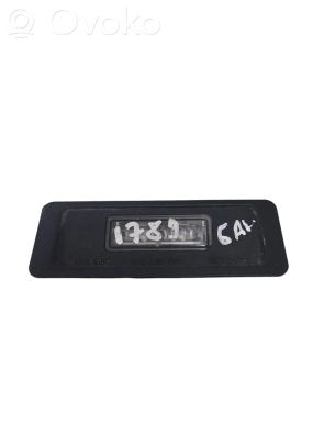 31352526 Volvo V40 Éclairage de plaque d'immatriculation, 8,50 € | OVOKO
