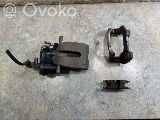 6870575 BMW 5 G30 G31 Étrier de frein arrière, 66,24 € | OVOKO