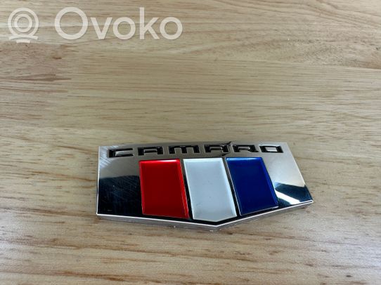 84233235 Chevrolet Camaro Emblème de porte d'entrée/lettres types, 18 ...