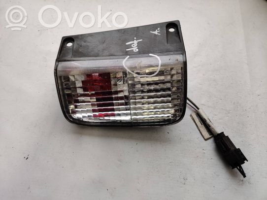 7701479308 Renault Trafic II (X83) Takapuskurin valo, 38,40 € | OVOKO