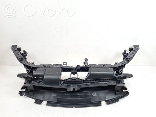 A1778850003 Mercedes-Benz CLA C118 X118 Support de radiateur sur cadre ...