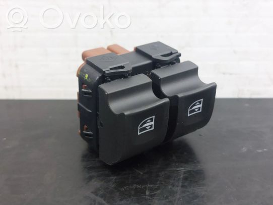 254113300R Dacia Duster II Interrupteur commade lève-vitre, 37,15 € | OVOKO