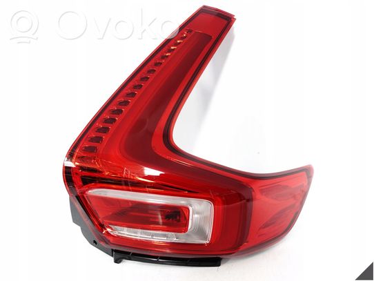 31446791 Volvo XC40 Feux arrière / postérieurs, 150,00 € | OVOKO