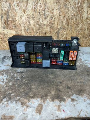 A1645400272 Mercedes-Benz ML W164 Boîte à fusibles, 36,05 € | OVOKO