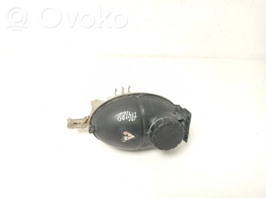 A2045000549 Mercedes-Benz C W204 Vase d'expansion / réservoir de ...