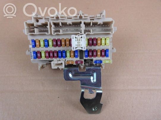 252307990A Nissan Qashqai Boîte à fusibles relais, 23,53 € | OVOKO