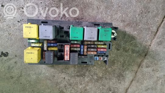 A1645402972 Mercedes-Benz ML W164 Module de fusibles, 130,00 € | OVOKO