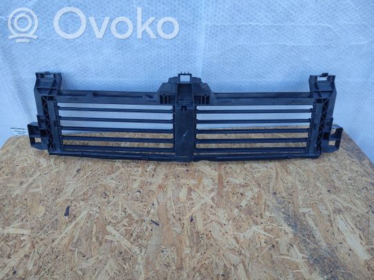 A2478854500 Mercedes-Benz B W247 Déflecteur d'air de radiateur de ...