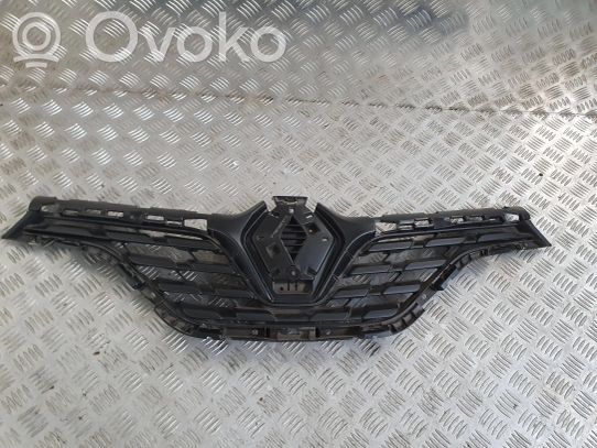 623109707R Renault Captur Front bumper upper radiator grill, €30.00 | RRR