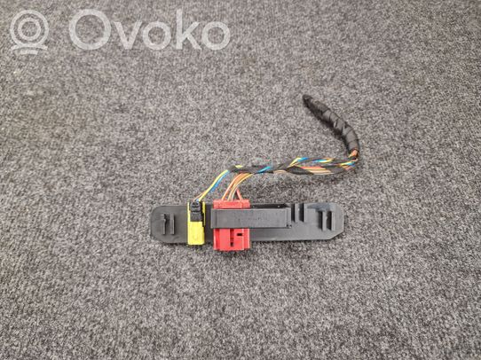 5Q0937546 Volkswagen PASSAT B8 Faisceau de câblage de siège, 7,99 € | OVOKO