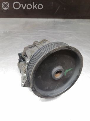 A0064664701 Mercedes-Benz E W212 Pompe direction assistée, 80,00 € | OVOKO