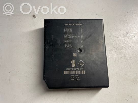 284B66727r Renault Megane IV Module de fusibles, 65,00 € | OVOKO