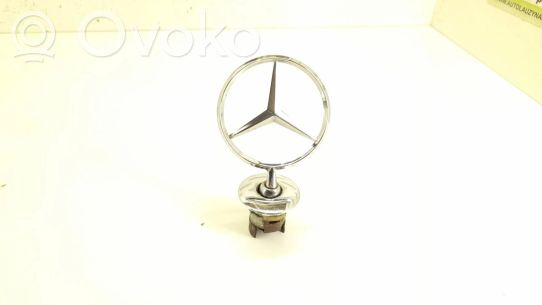 2218800086 Mercedes-Benz E W211 Logo, emblème, badge, 48,28 € | OVOKO