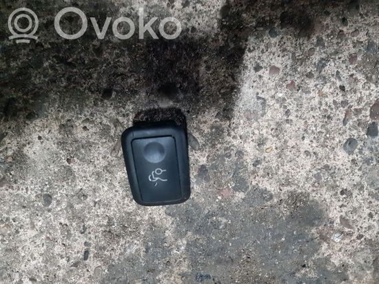 Mercedes-Benz C W204 Tailgate/boot open switch button | EzParts - Used ...