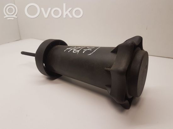 4E0803899K Audi A8 S8 D3 4E Spare wheel bolt 4E0803899K | EzParts ...