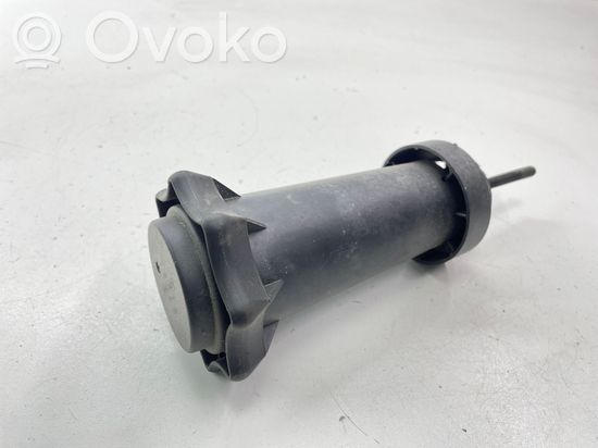 4E0803899K Audi A8 S8 D3 4E Spare wheel bolt 4E0803899K | EzParts ...