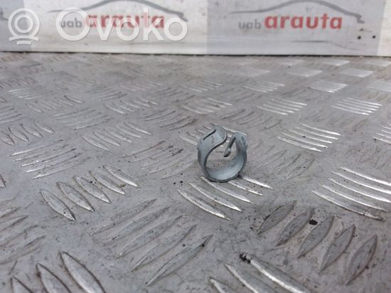 Audi Q3 8U Fuel Injector Clamp Holder 06J133036B | EzParts - Used Auto ...
