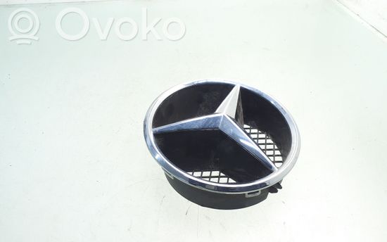 A2078880260 Mercedes-Benz E A207 Manufacturer badge logo/emblem ...