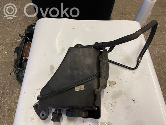 Mercedes-Benz S W221 Brake fluid reservoir | EzParts - Used Auto Parts