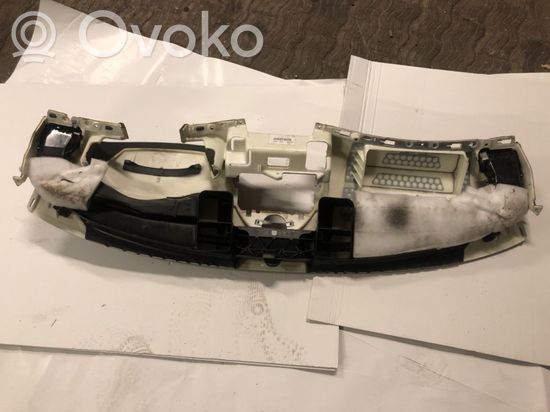 Mercedes-Benz E W211 Dashboard A2116800687 | EzParts - Used Auto Parts