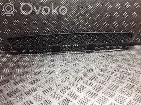 Mercedes-Benz Sprinter W906 Front bumper upper radiator grill ...