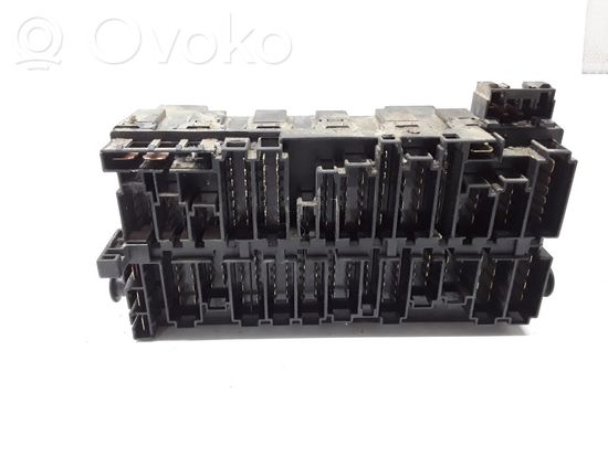 Volkswagen Transporter - Caravelle T4 Fuse Box Set | EzParts - Used ...