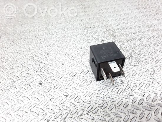 A0025421319 Mercedes-Benz Vaneo W414 Other relay A0025421319 | EzParts ...