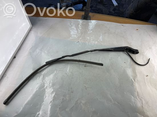 Mercedes-Benz Vito Viano W639 Windshield/front glass wiper blade ...